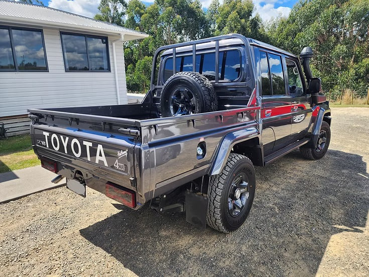 Original Toyota Wellside for 79 Series – Roam Vehicle Outfitters