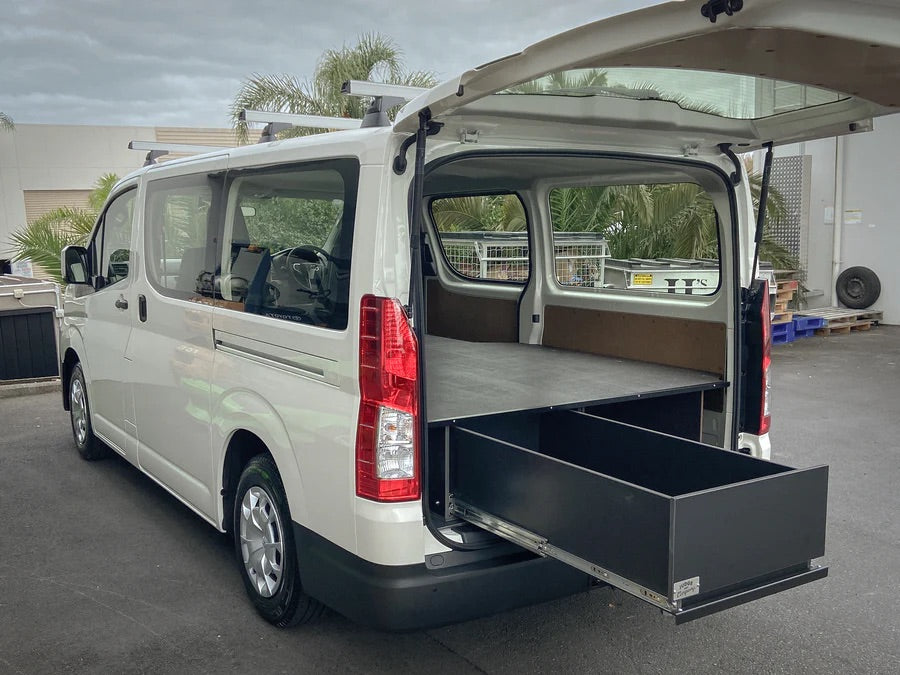 JUMBO VAN - Hiace ZR, Ford Transit, Hyundai iLoad/Staria, LVD, Mitsubi ...